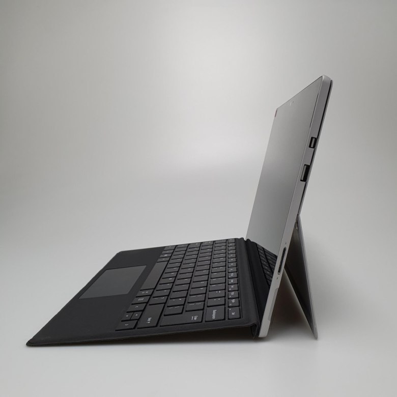 Tablet Surface GO 1824 > Microsoft